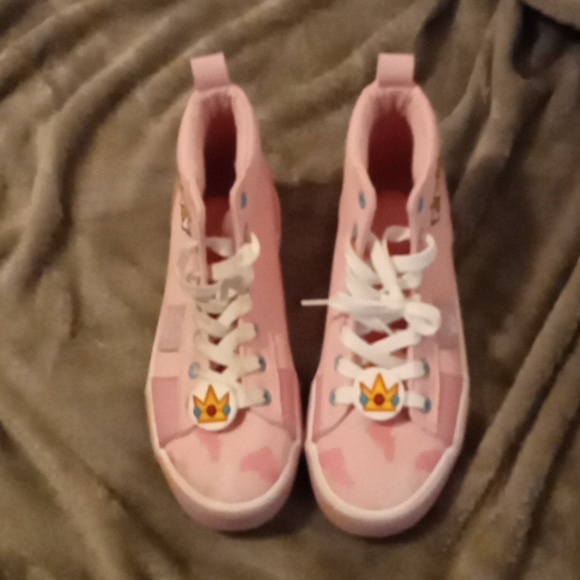Nintendo | Shoes | Genuine Princess Peach Nintendo High Top Sneakers ...